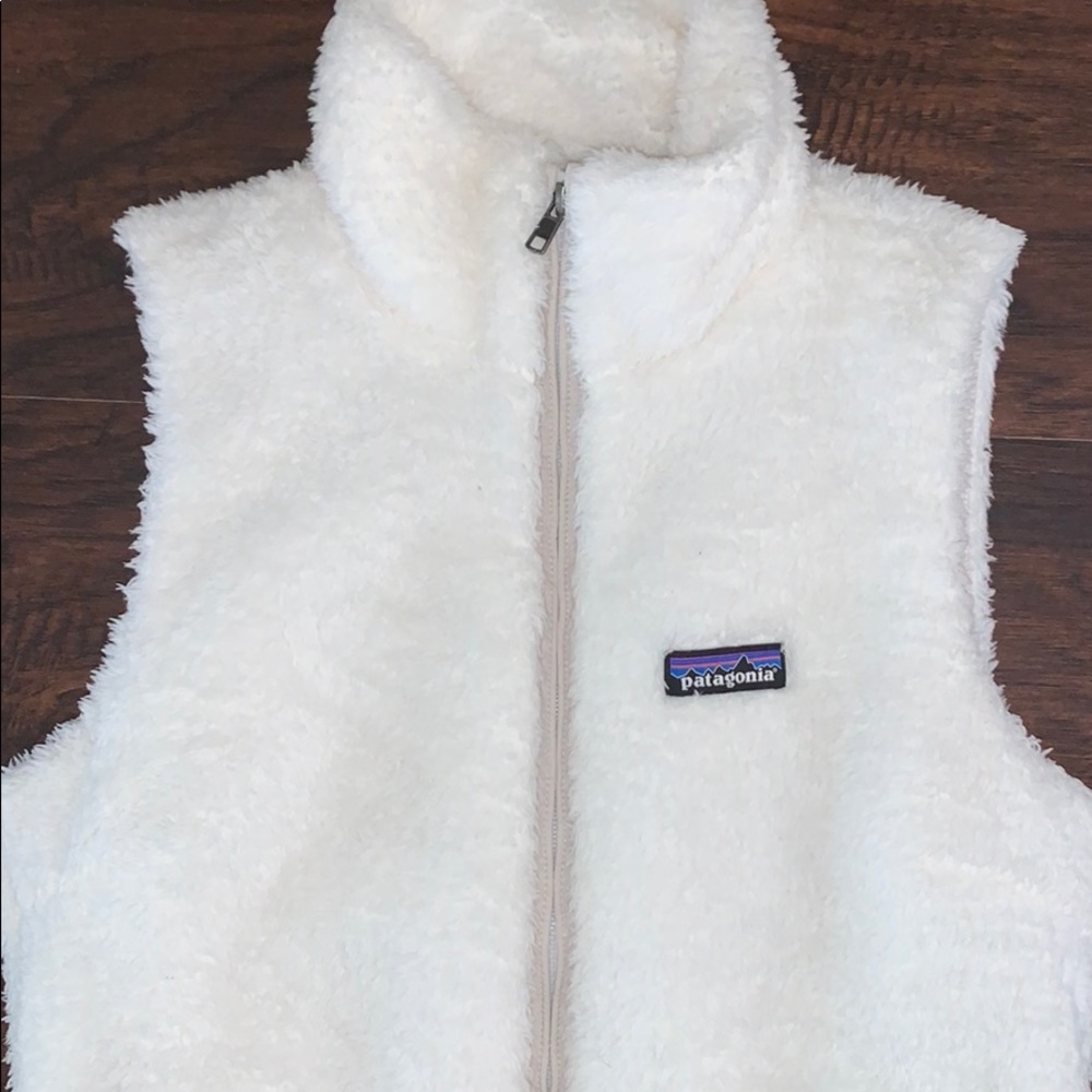 Patagonia White Plush Los Gatos Fuzzy Vest Medium - Gem